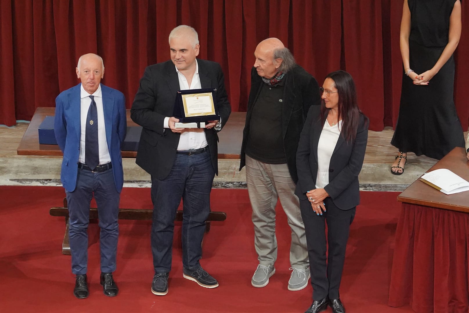 Alessandro Rivali ha vinto il Premio Letterario Casinò di Sanremo ...