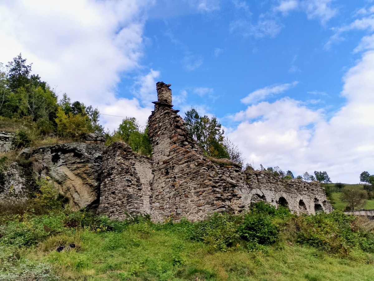 Dalla caverna delle creature mostruose alla roggia del diavolo: Perrero ...