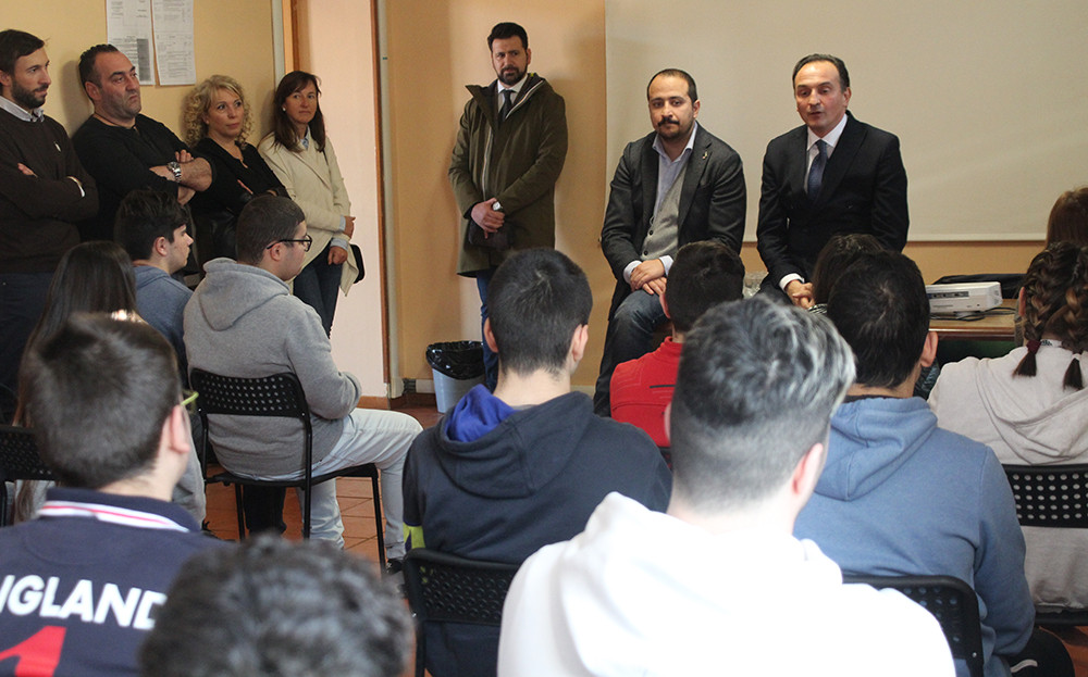 Cirio in cattedra sul tema Europa al Formont di Venaria-La Mandria - Torino Oggi