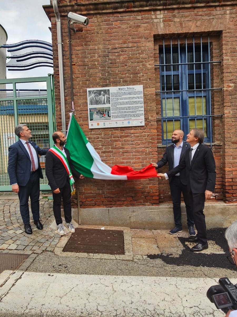 Ad Ivrea scoperta la Targa dedicata a Mario Tchou e assegnato il Premio ...