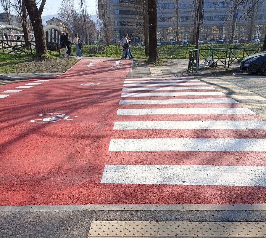 Sicurezza stradale, ecco il nuovo attraversamento pedonale rialzato ...