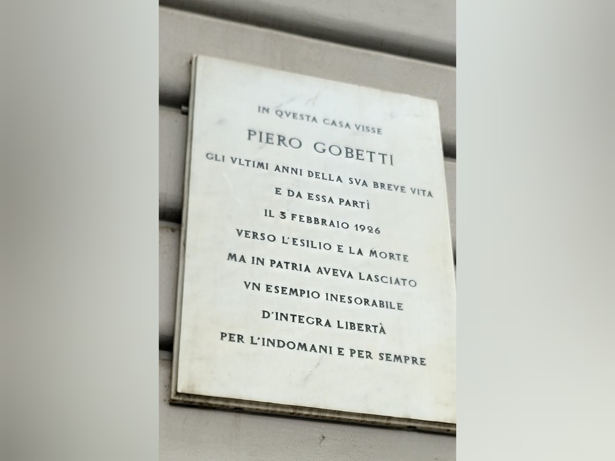 A Torino c'è la casa dove Piero Gobetti visse insieme alla consorte ...