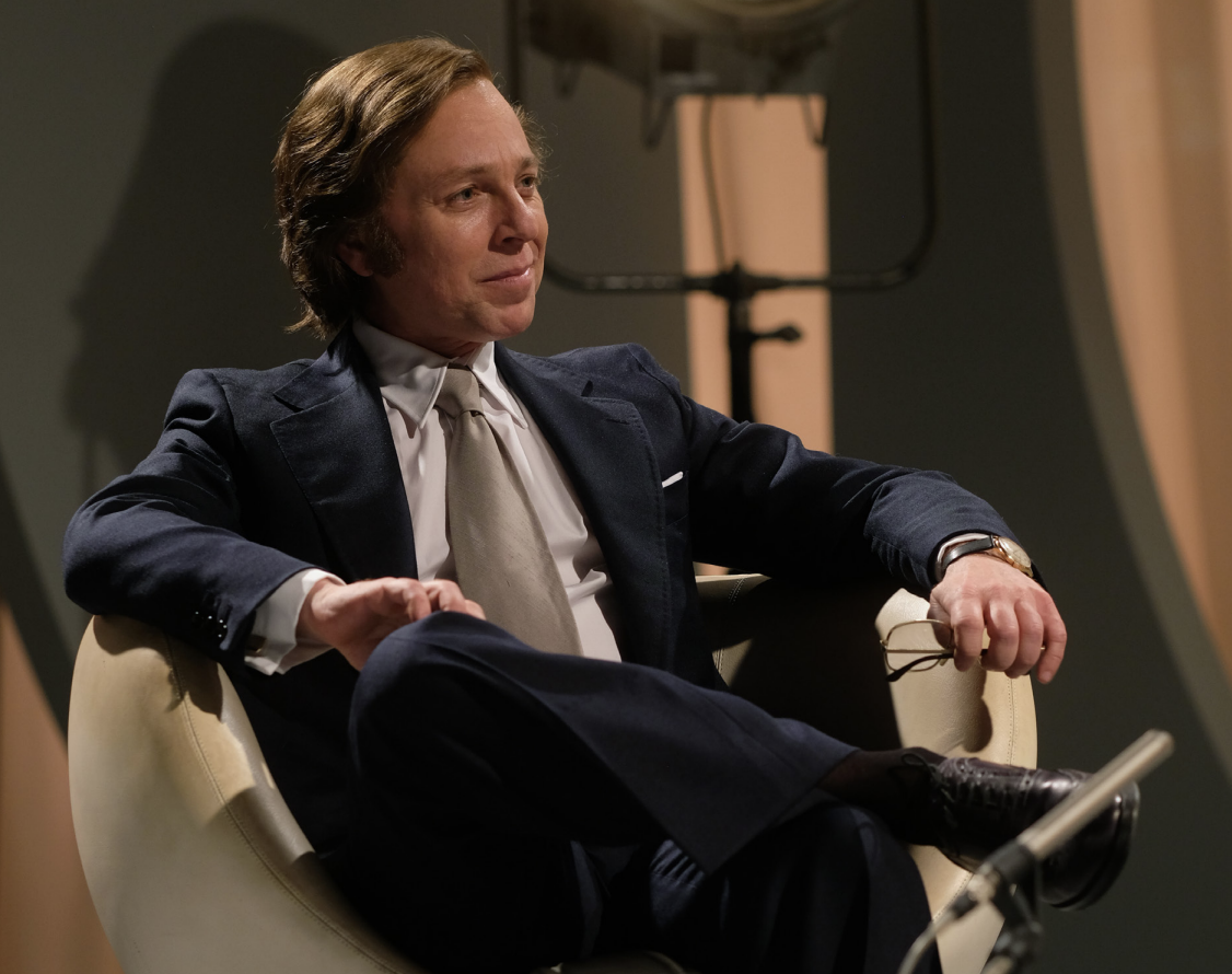 La miniserie dedicata a Mike Bongiorno, girata a Torino, arriva su Rai ...