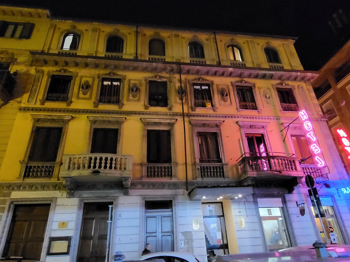 Da alberghetto "ad ore" ad abitazione: la storia della "Casa delle ...