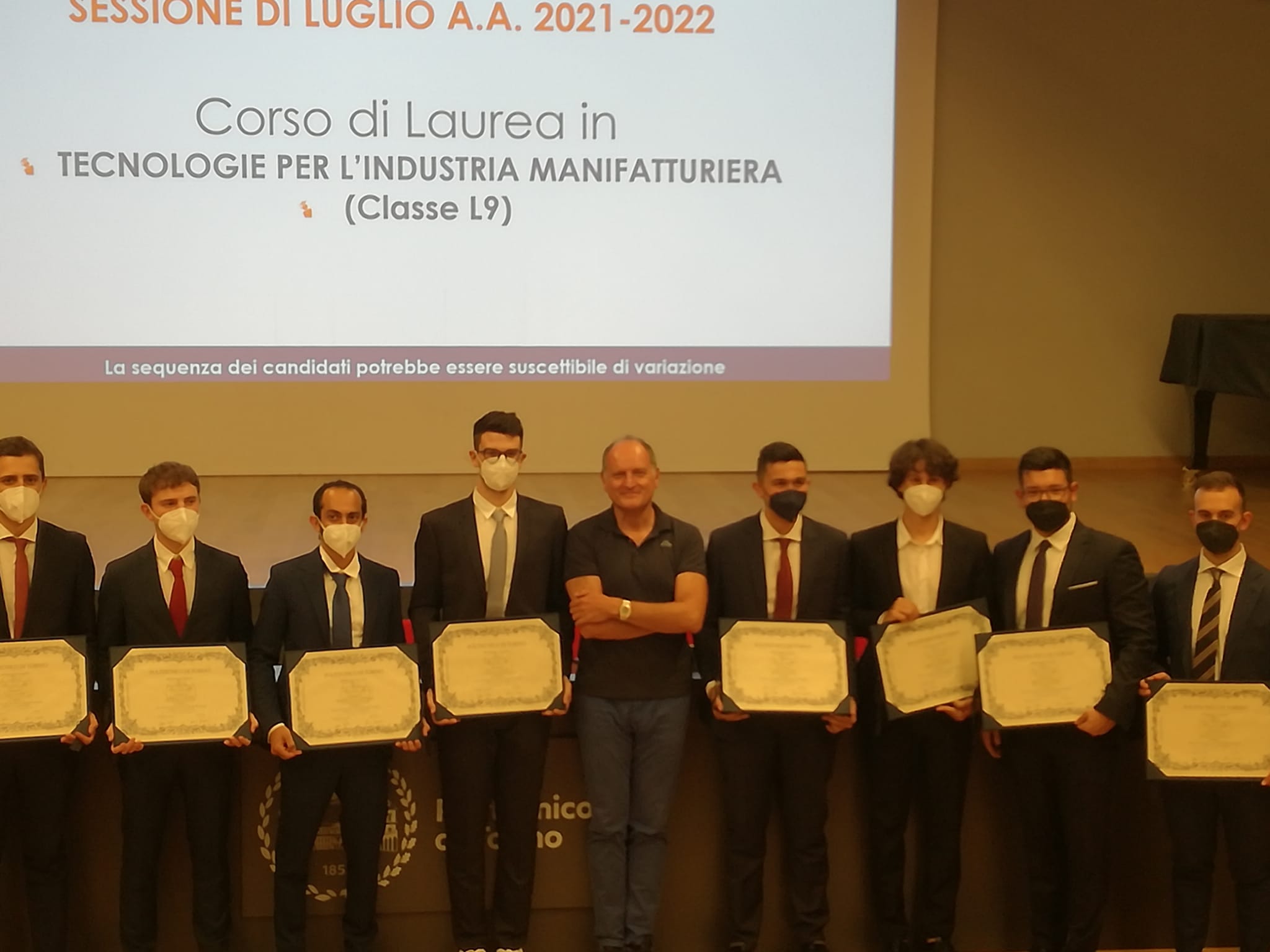 Assunti prima ancora di discutere la tesi: al Poli i primi laureati in ...