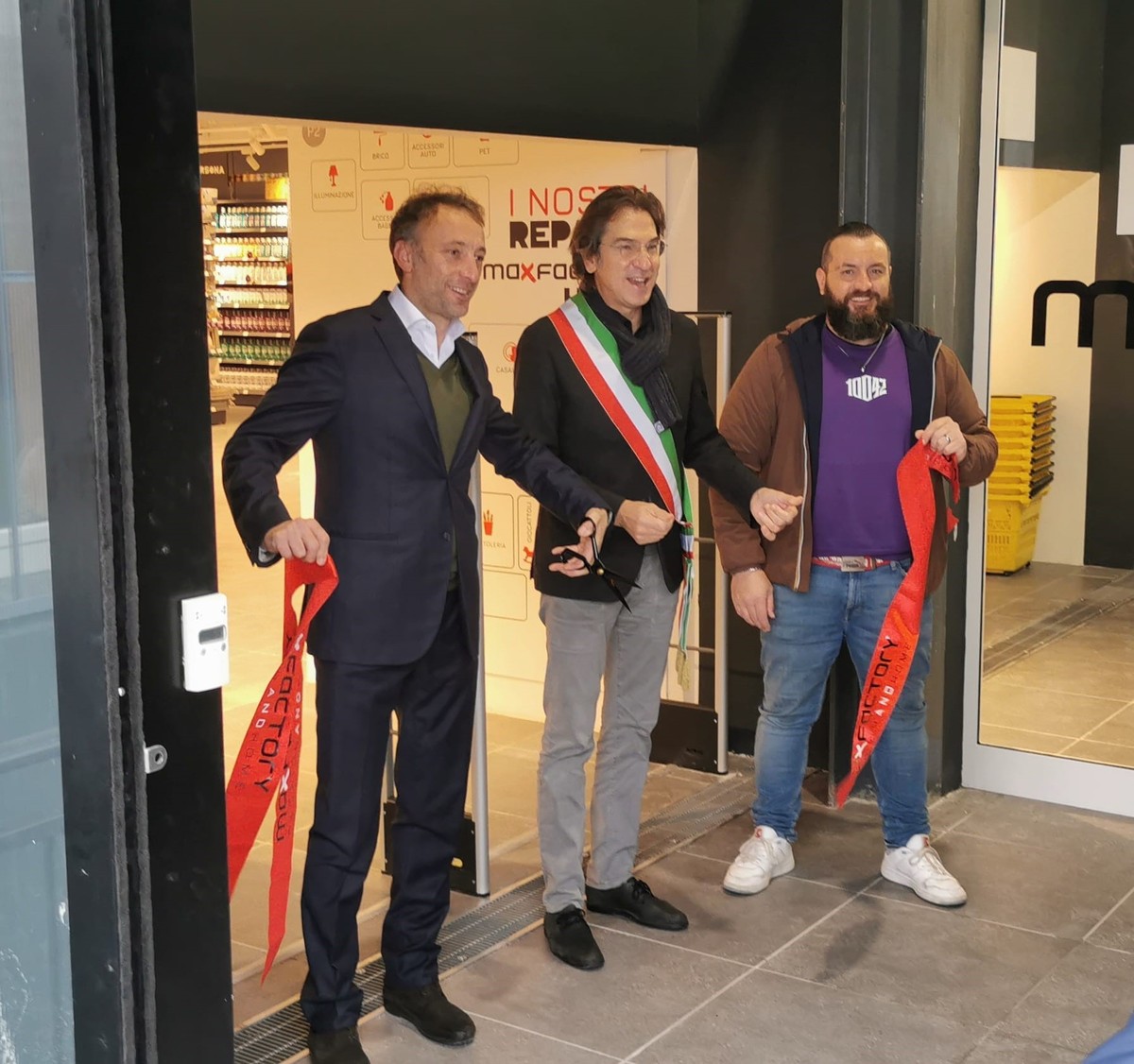 Negli spazi dell'ex magazzino di Granato Mobili nasce un nuovo store a ...