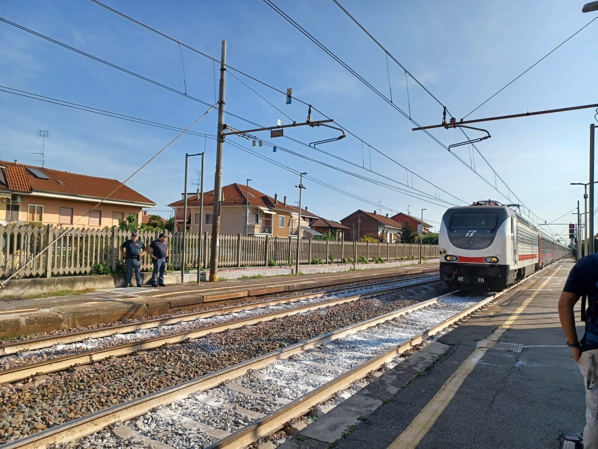 Brandizzo, Rfi licenzia la Sigifer dove lavoravano gli operai morti. La ... Brandizzo, Rfi licenzia la Sigifer dove lavoravano gli operai morti. La ...