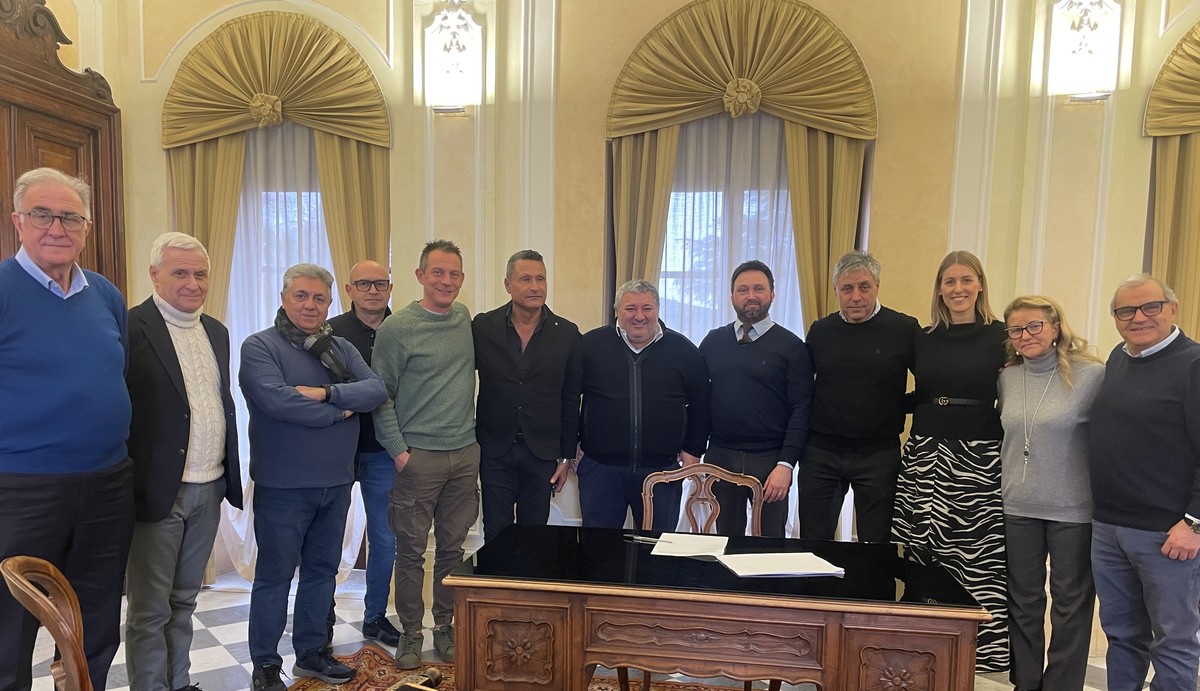 Pianezza, accordo tra il Comune e i sindacati di Cgil, Cisl e Uil per ...