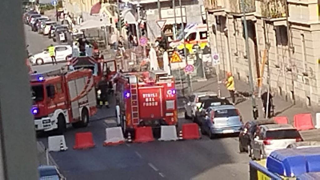 Incendio in via Tripoli: evacuate dieci persone da stabile Atc, alcuni ...
