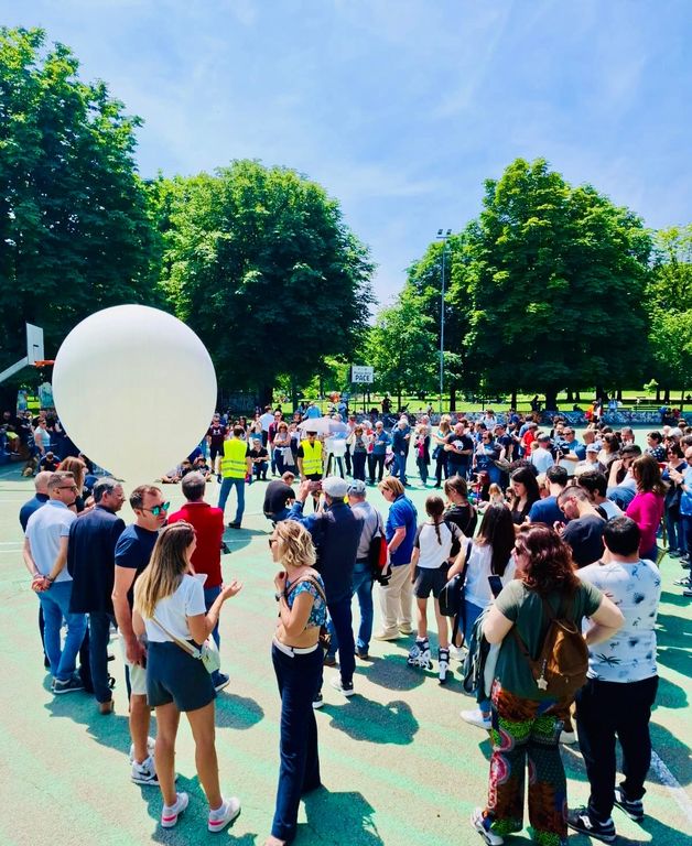 Collegno 'decolla' con Cubehub, il primo pallone robot lanciato nella ...
